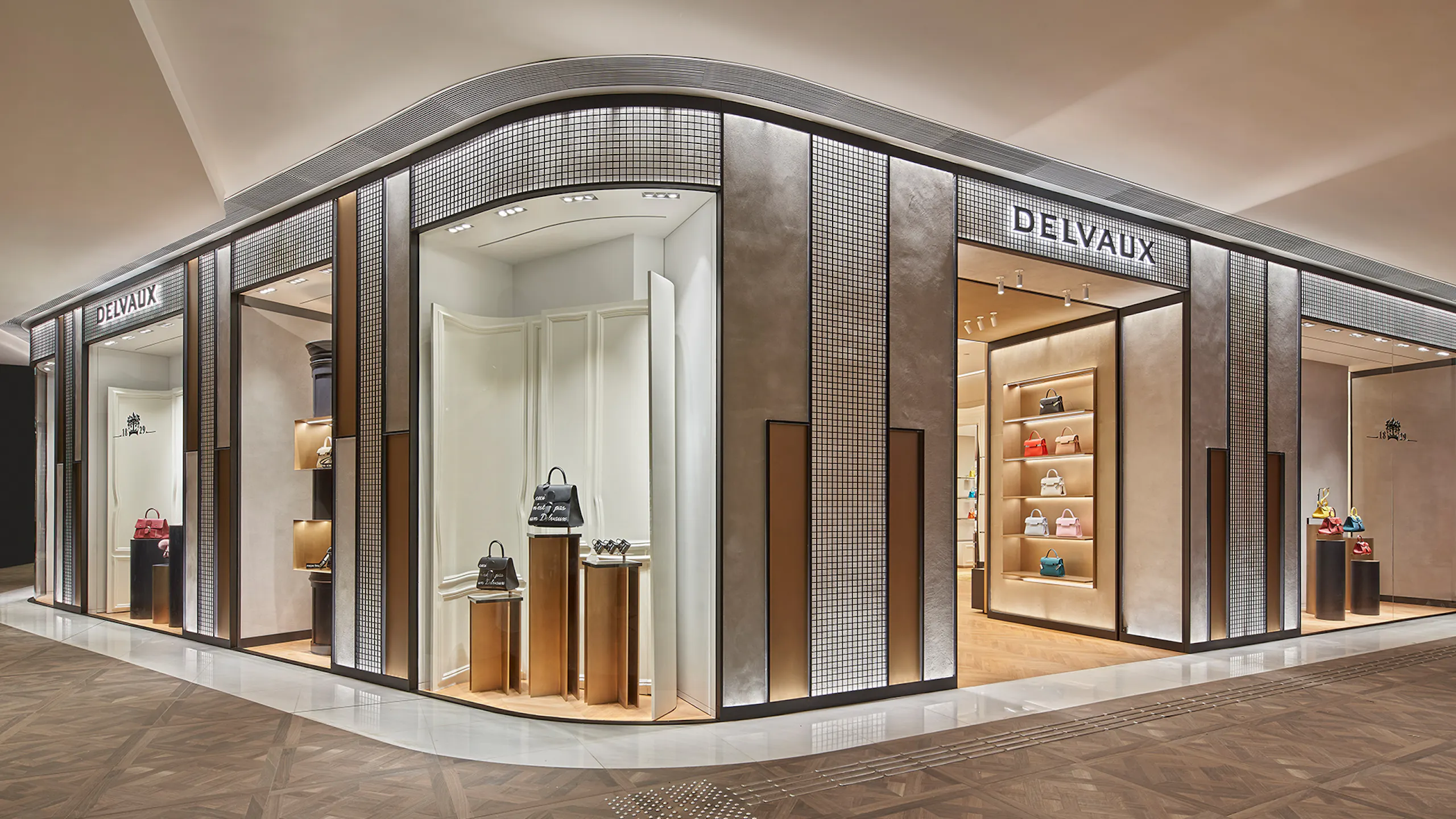 Delvaux | Luxury leather handbags