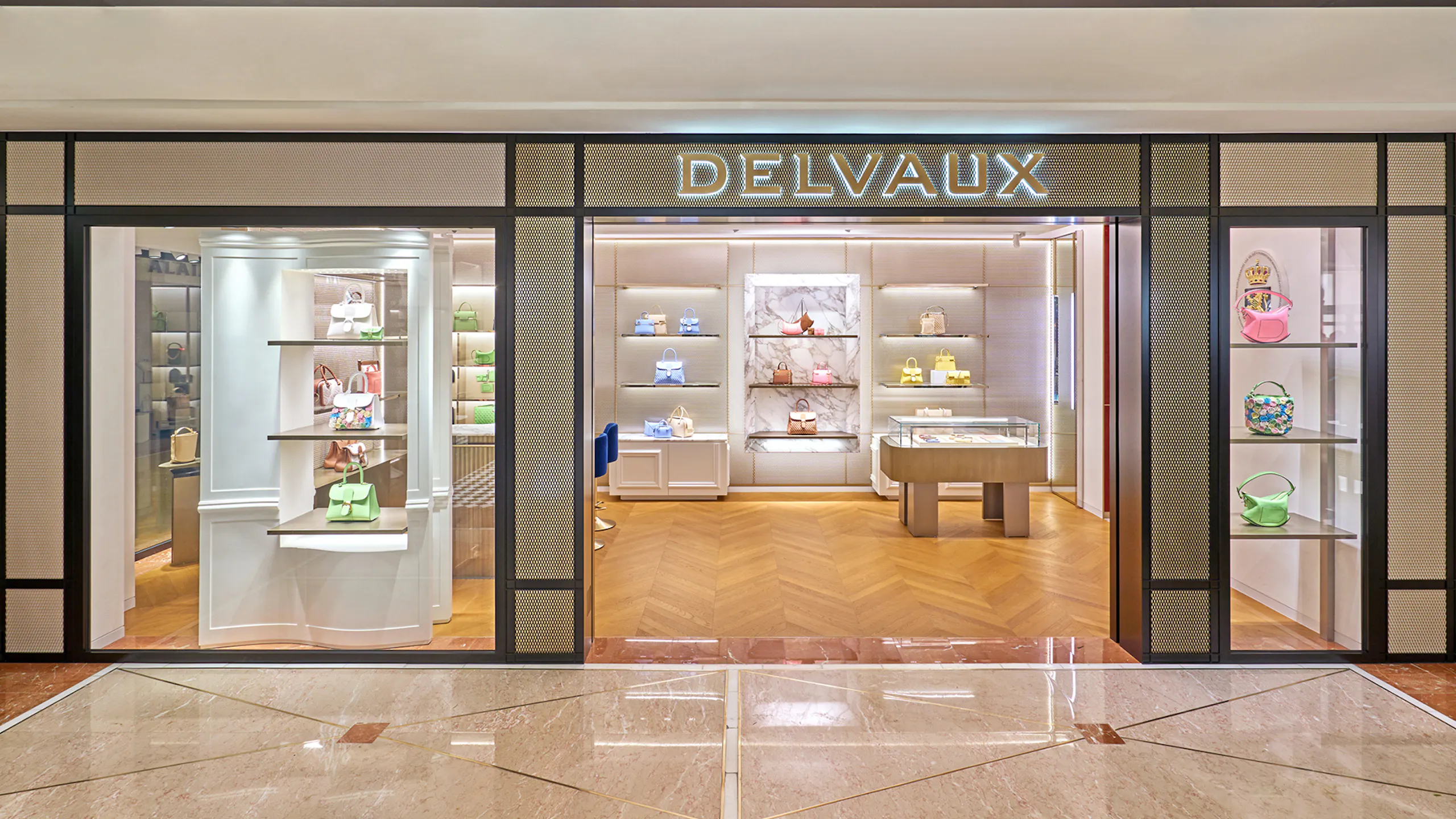 Delvaux | Luxury leather handbags