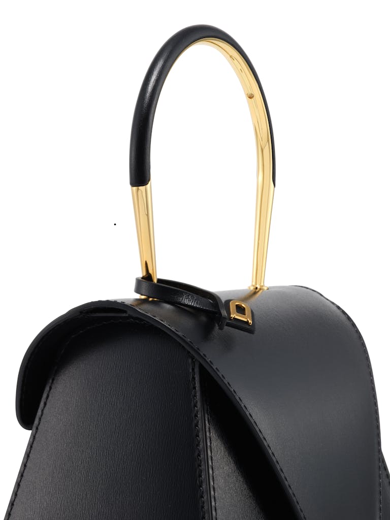 A “CAPRICE” | Delvaux