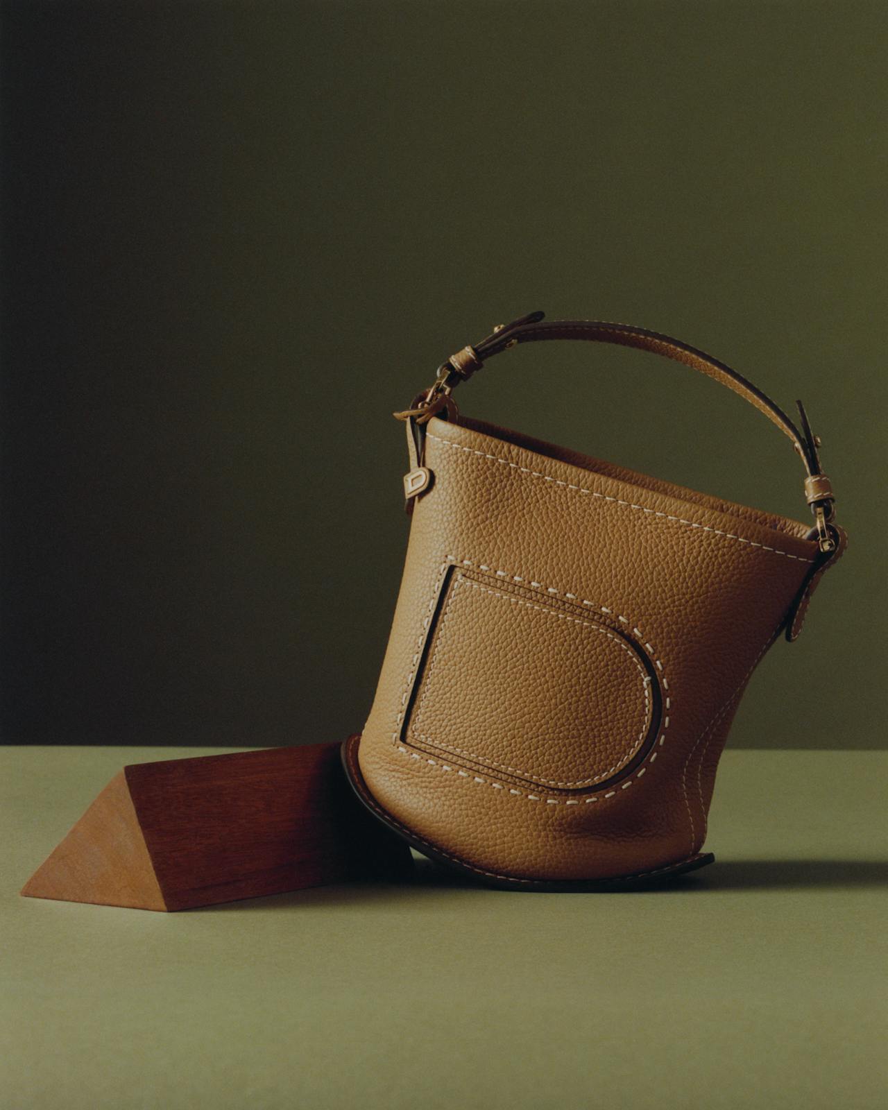 Emblematics Overview | Delvaux